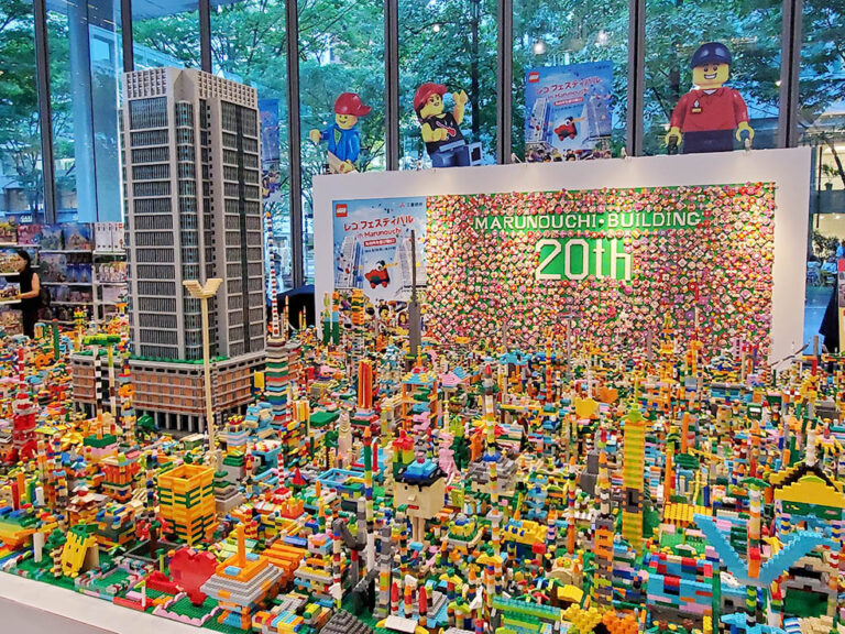 【北欧イベント】暑い日も思いっきり遊べる「レゴ®フェスティバル in Marunouchi 2023」8月7日(月)より開催！！ | LifTe 北欧の暮らし